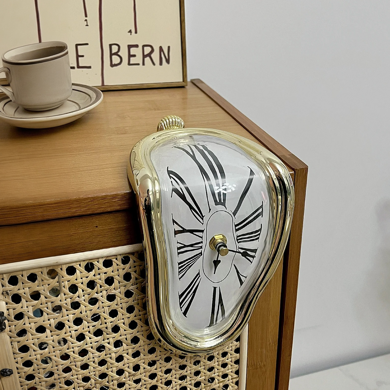 DALI Melting Clock, Table Clock, Table Decorations | EP Designlab – EP ...